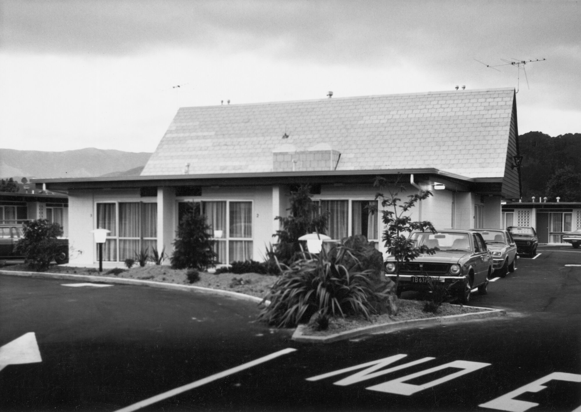 Quinns Post Motels. | Upper Hutt City Library