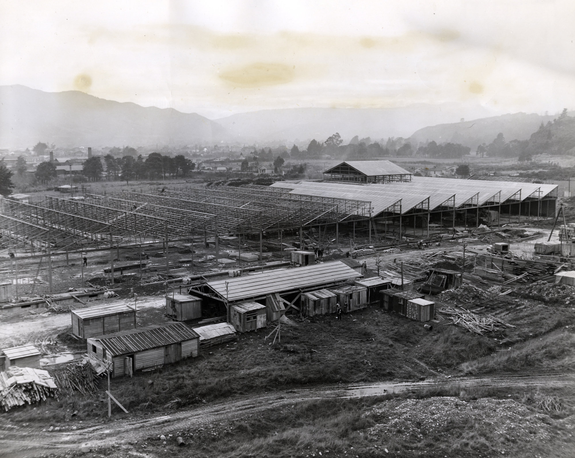 Dunlop factory construction; east end, from hillside, 4 | Upper Hutt ...