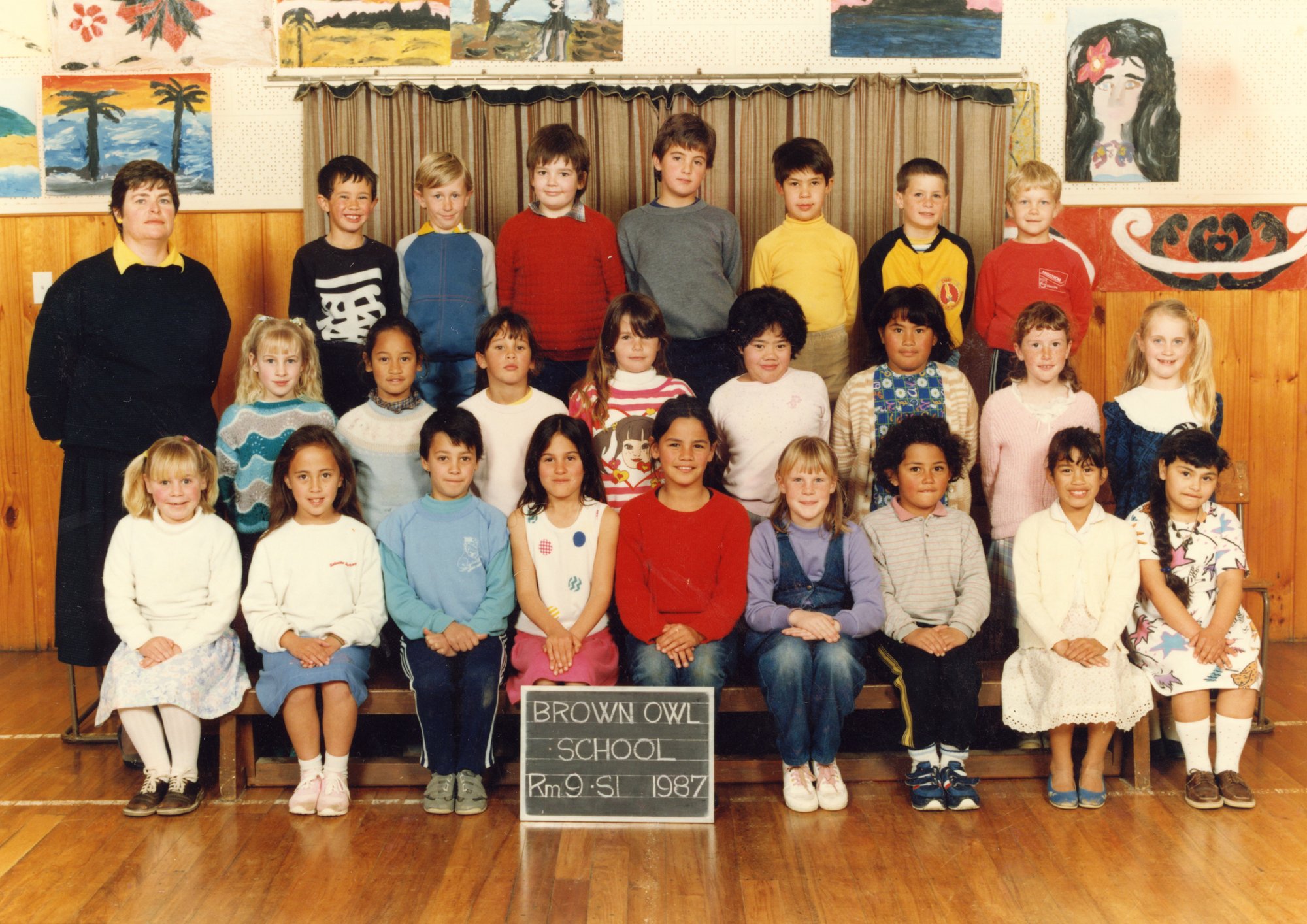 Brown Owl School 1987 Room 9; Standard 1; teacher, Mrs Brooking ...