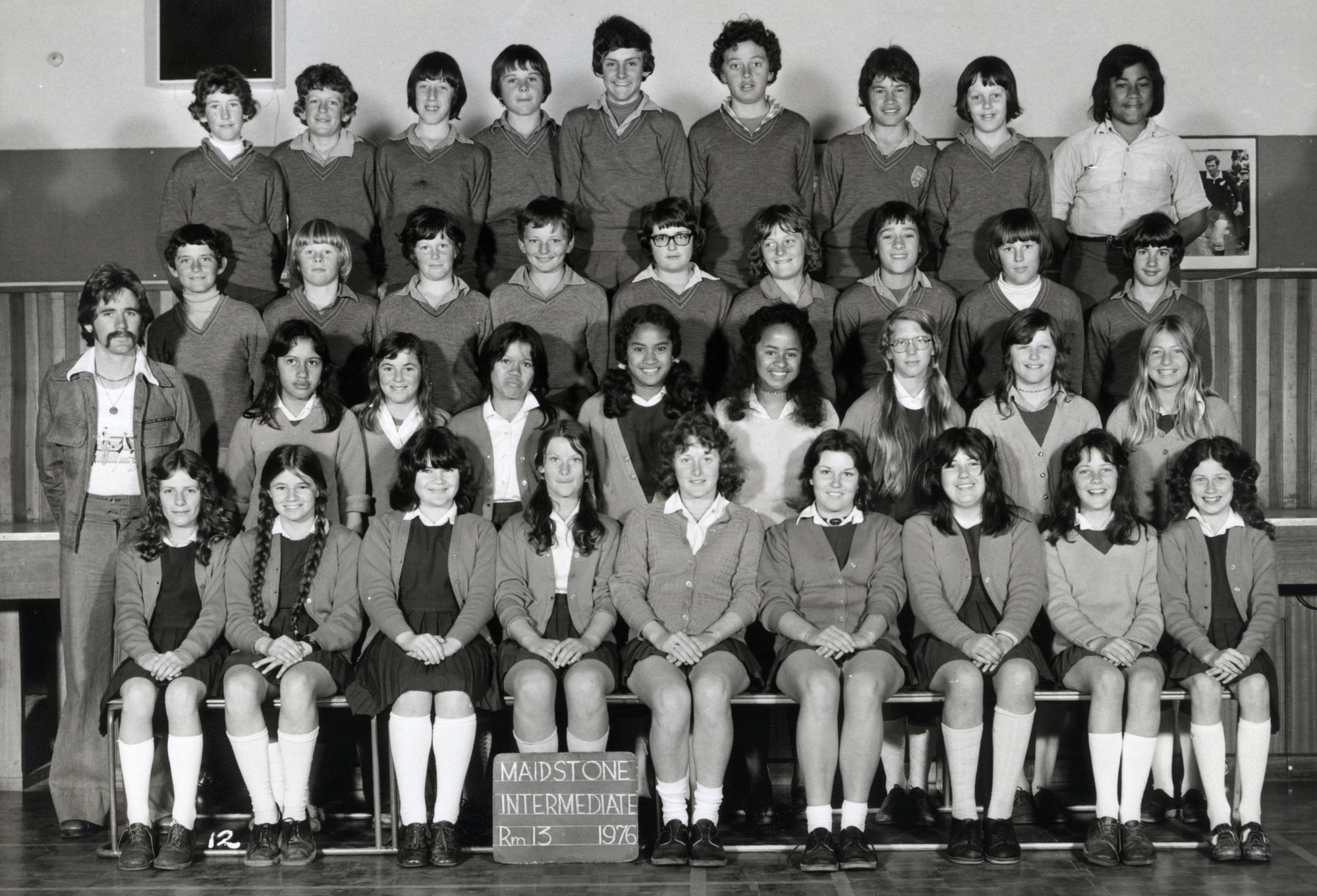 Maidstone Intermediate, Room 13; 1976 | Upper Hutt City Library