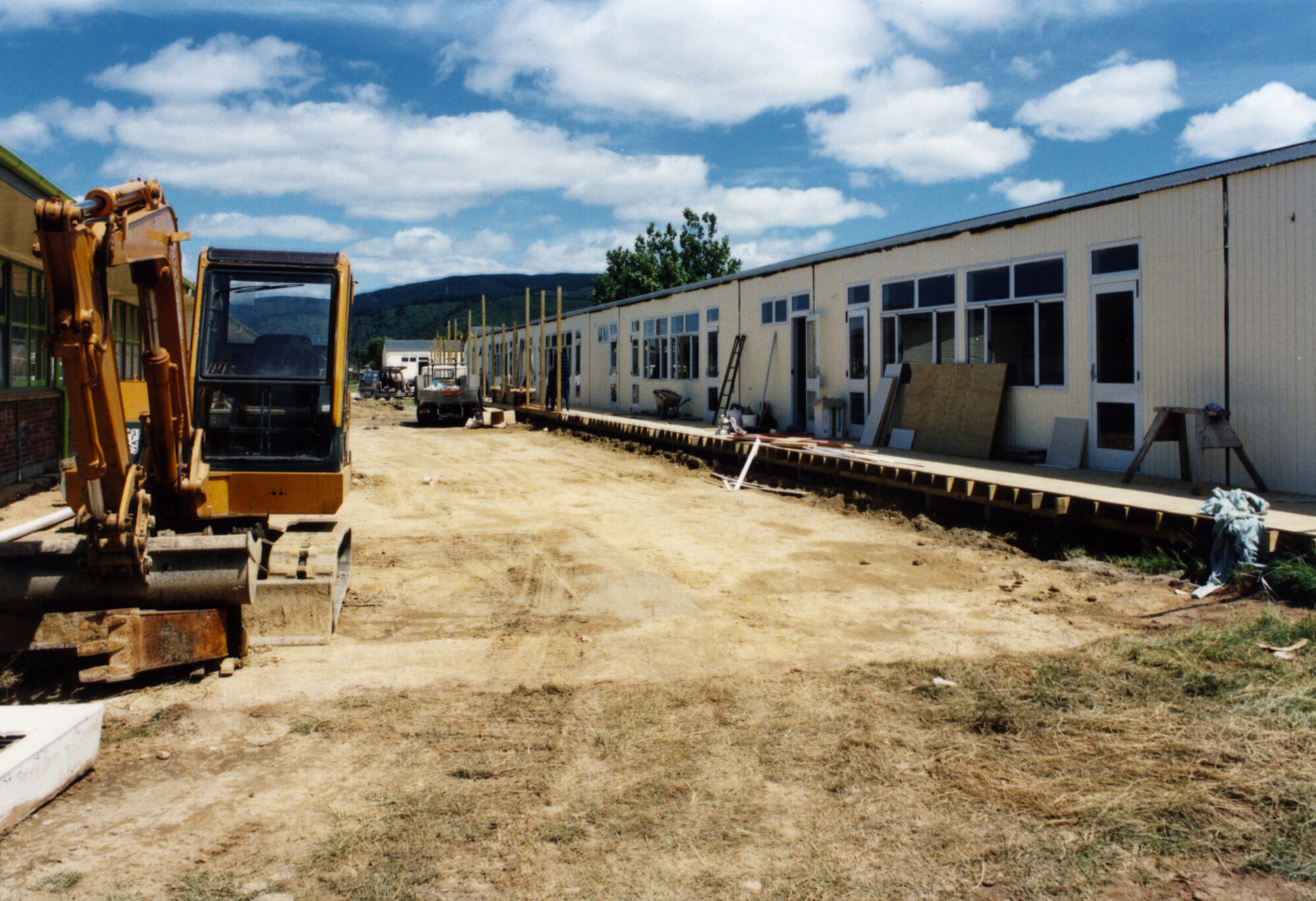 Maidstone Intermediate; five new classrooms | Upper Hutt Libraries