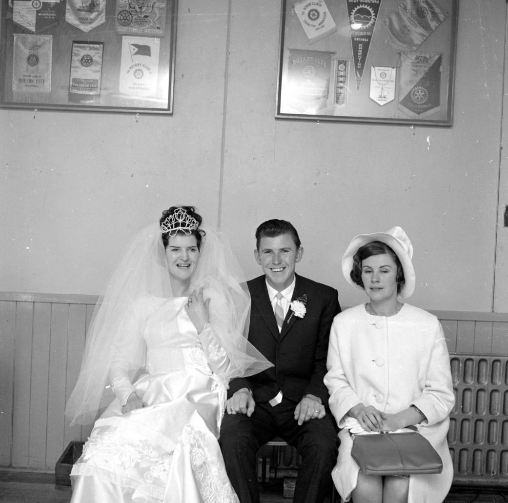 Wedding; Carole Ann Smith, Ian G Masterton 5; siblings Carole and Ken ...