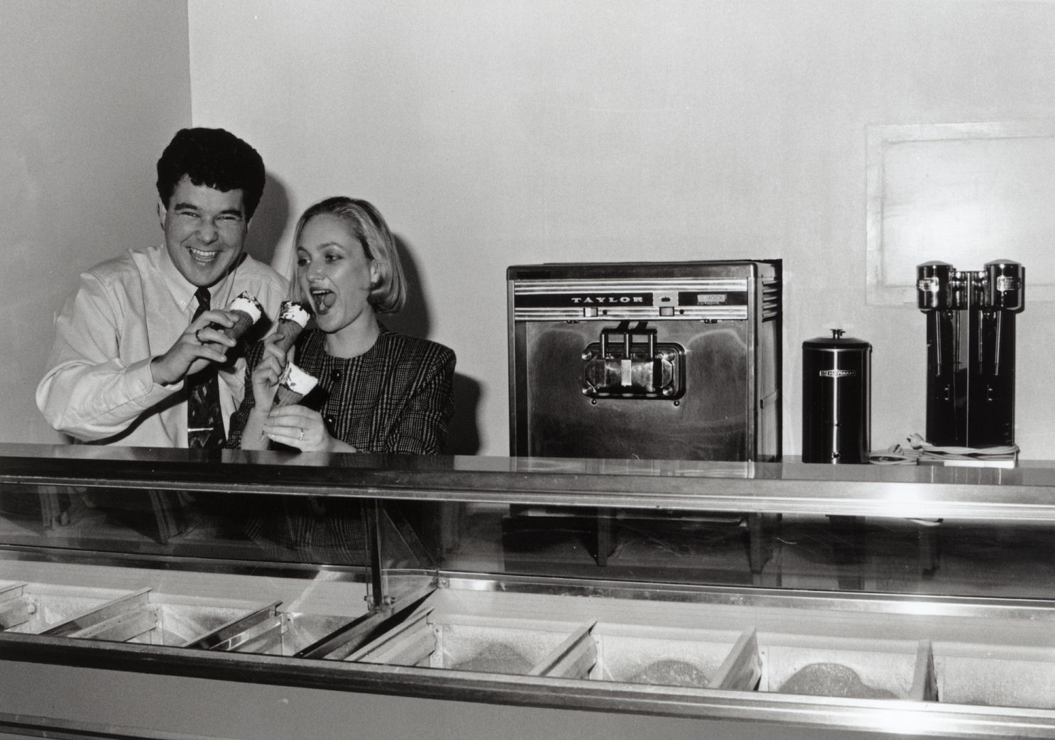 The Sundae Shack, Maidstone Mall; opening; Mall staff Andrew Dewhurst ...